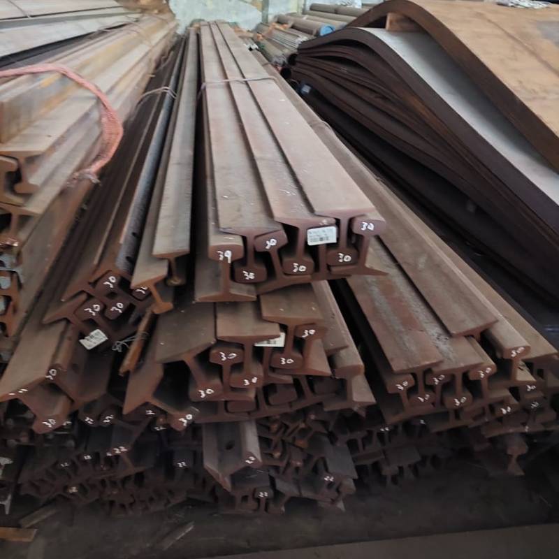 Jual Besi Rel Kuat, Tahan Korosi, Dan Anti Karat - GERAI BAJA INDONESIA